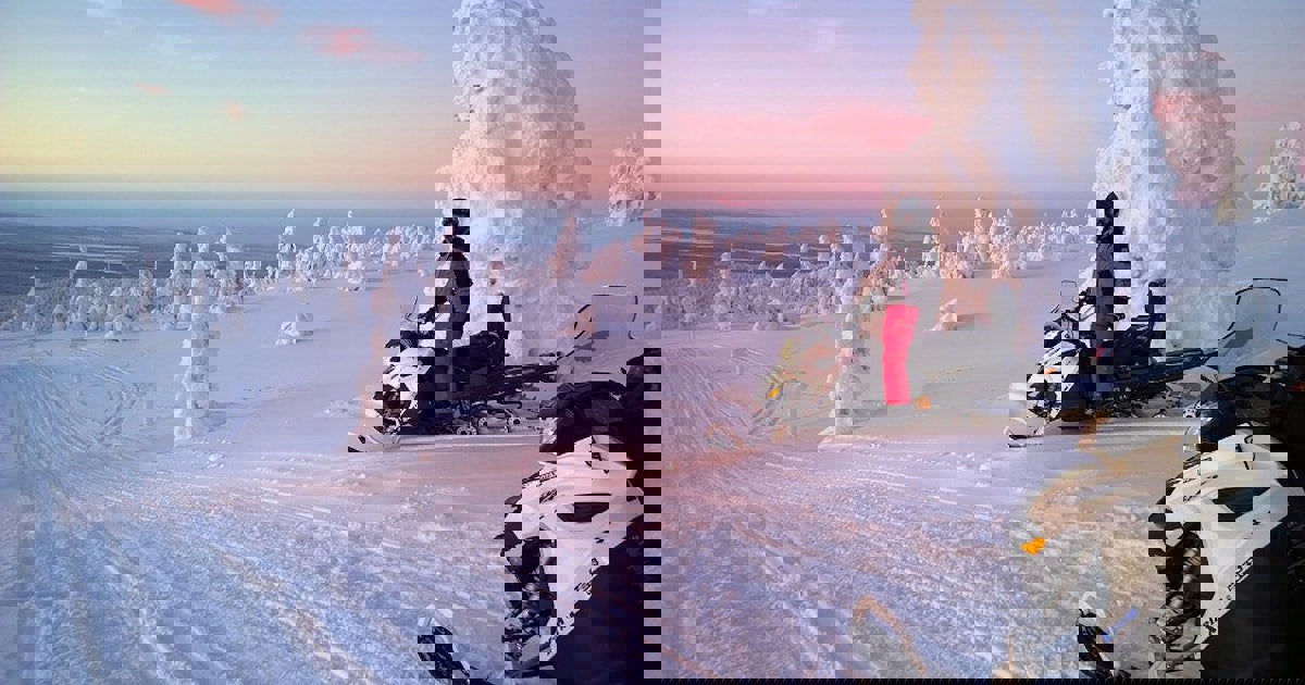 Finland - Snowmobile Safari in Winter